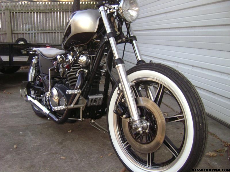 BLACK CHERRY XS 750 BOBBER