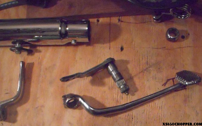 Cantilevered Mid controls for the XS650