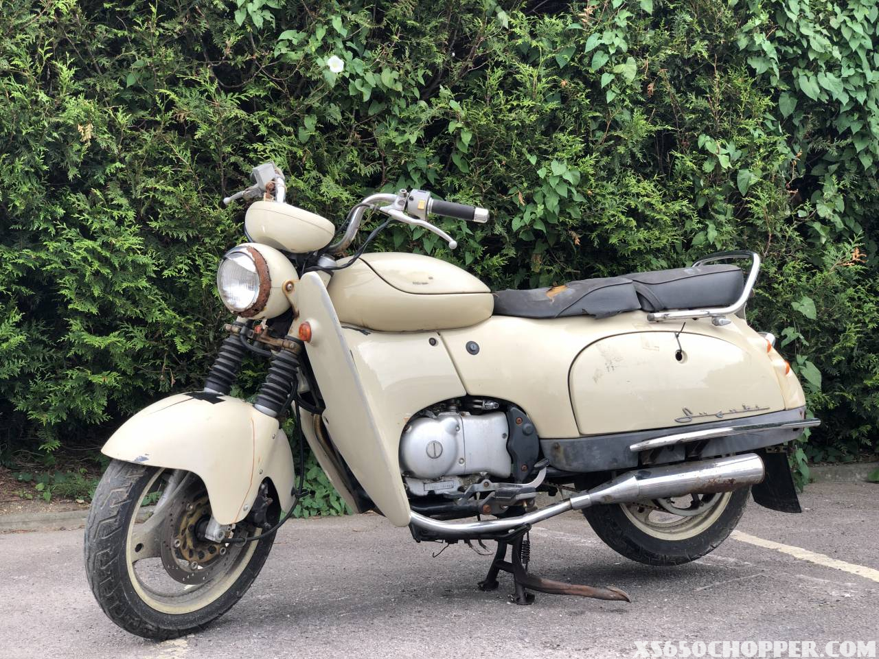 7 Things We Love About This Unknown Retro Motorcycle